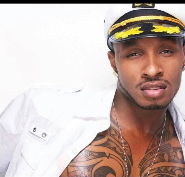 Slow Motion - Striptainers